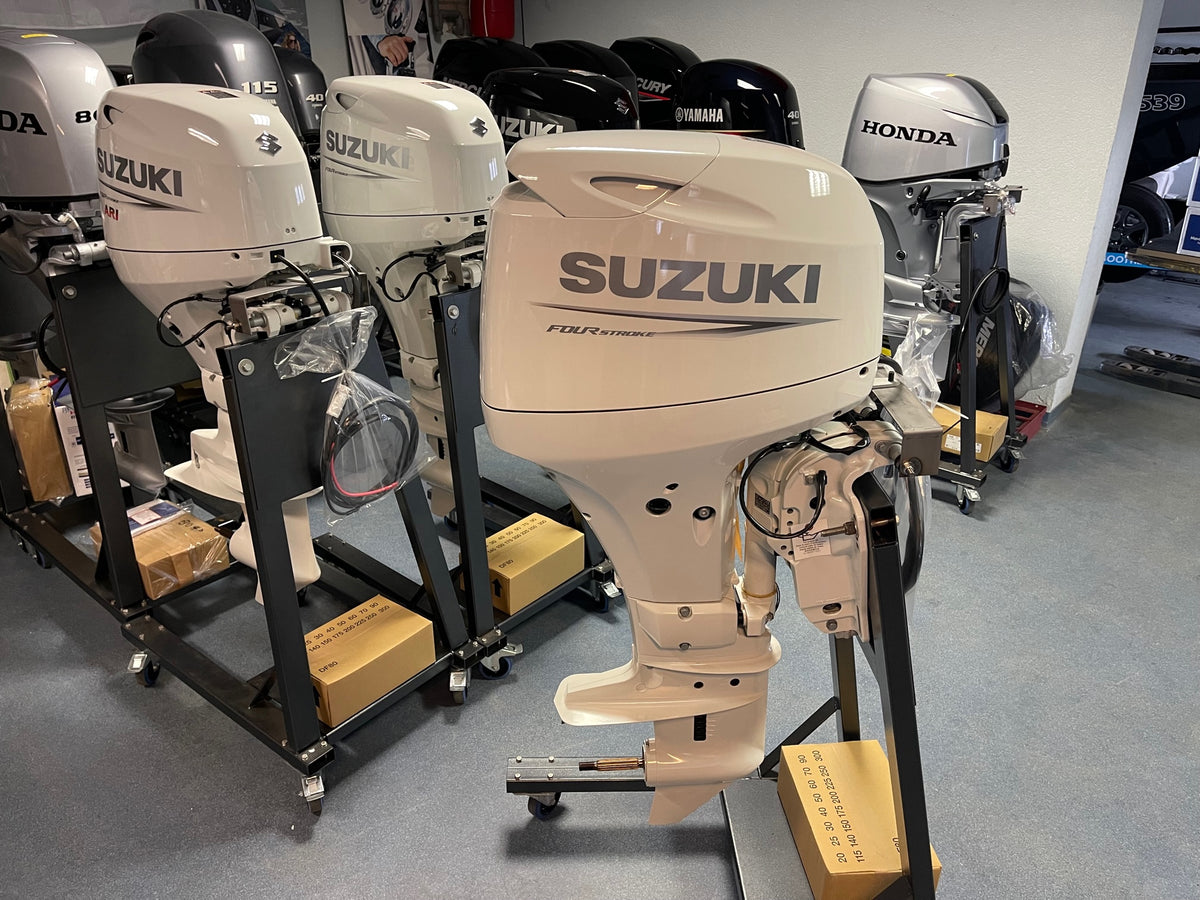 Suzuki 60 HP long shaft DF60 ATL white (including remote control, gaug & Outboard Outlet